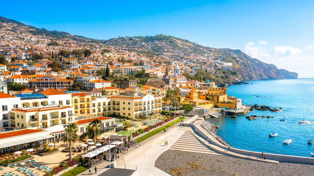 November Cruises: The Best of the Caribbean and Africa | Crystal Cruises